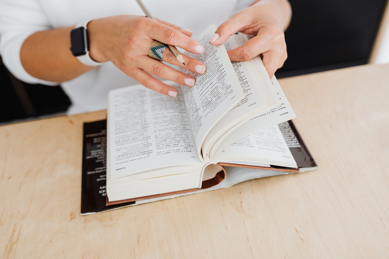 ISO 17100 – Translation Services System | RMG Company